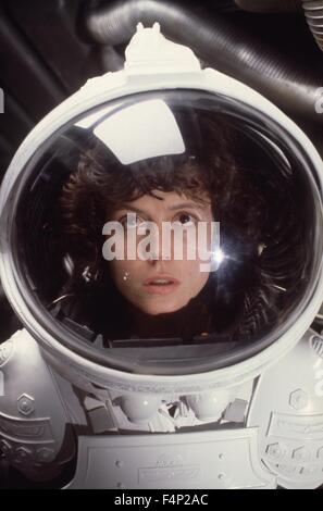 Sigourney Weaver / Alien 1979 directed by Ridley Scott Stock Photo - Alamy