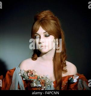 POLANSKI,TATE, THE FEARLESS VAMPIRE KILLERS, 1967 Stock Photo - Alamy
