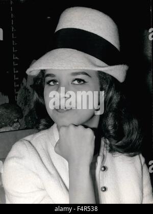 MISS WORLD 1963: Carole Joan Crawford, 20 year old Miss Jamaica, after ...