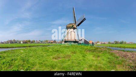 Netherlands, Holland, Europe, windmill, field, meadow, summer, De Koker ...