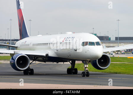 American AIrlines Boeing 757 with winglets Stock Photo - Alamy