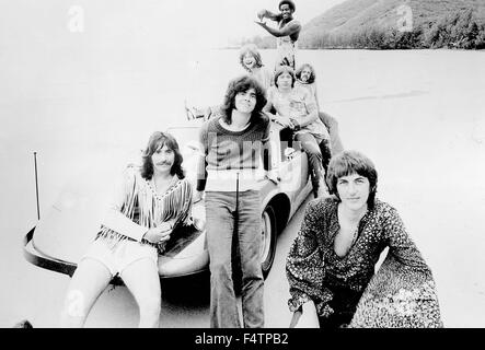 File. 1970S. Singer and founding member CORY WELLS, of 'Three Dog Night ...