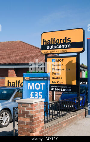 halfords autocentre garage service car cars garages repair MOT auto ...