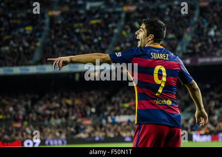 Barcelona's Lionel Messi gestures during the Spanish La Liga soccer ...