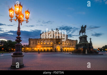 The Dresden Opera, the Semper Opera, is illuminated at night Stock ...
