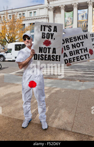 Washington DC, USA. 26th October, 2015. Bloodstained Men and Their ...