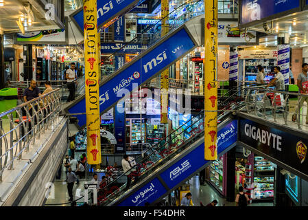 Electronics shopping center in Tehran, Iran Stock Photo - Alamy