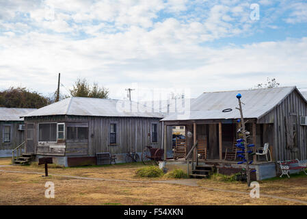 Guest shacks hotel rooms at The Shack Up Inn cotton sharecroppers theme ...