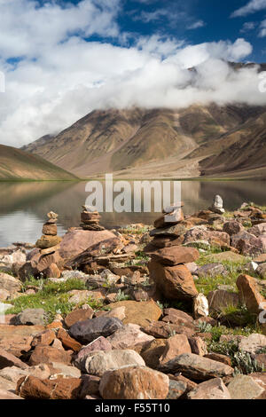 Himalayan landscape. On the trek to Chandra Tal Lake (4300 m). Spiti ...