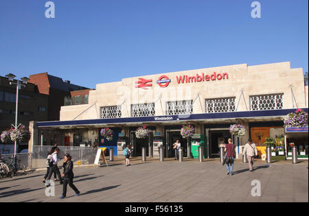 Wimbledon train station, London, England, UK Stock Photo - Alamy
