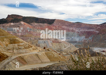 Santa Rita open pit copper mine near Silver City New Mexico USA Stock ...