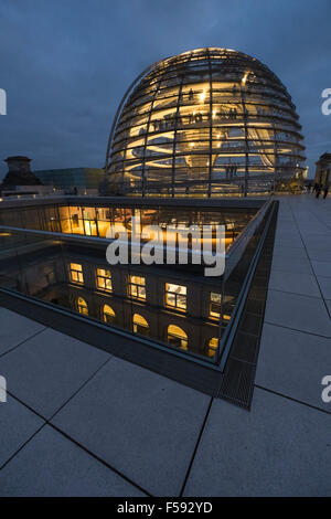 The roof terrace and dome of the Reichstag Building, Berlin, Germany Stock Photo - Alamy