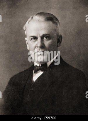 Robert Andrews Millikan (1868 – 1953) American experimental physicist ...
