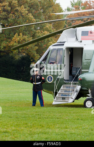 Marine One helicopter preparing for departure - Washington, DC USA ...