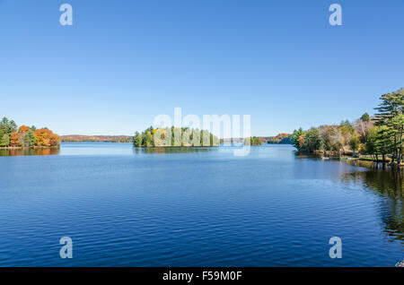 Lake in Muskoka during the fall season Stock Photo - Alamy
