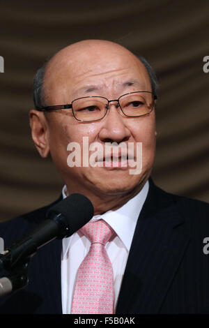 Nintendo Co. President Tatsumi Kimishima unveils the new Switch game ...