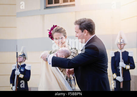 Chris O'Neill, Prince Nicolas and Princess Madeleine on the top of ...