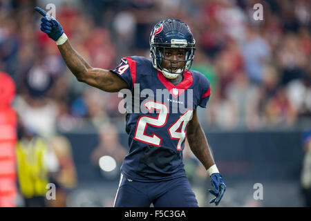 Tennessee Titans cornerback Johnathan Joseph intercepts a pass against ...