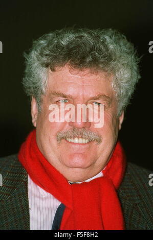 COLIN SALMON.ACTOR.02/01/1998.L82E33C.CREDIT: ALLSTAR Stock Photo - Alamy