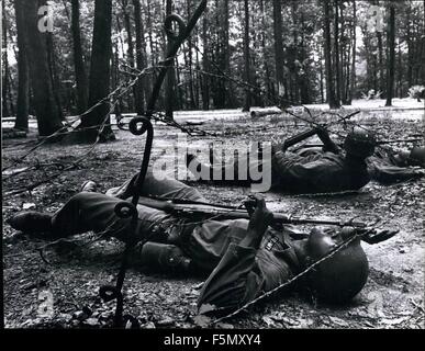 1980 - Army Training Center Fort Dix, N.J. Drill sergeant © Keystone ...