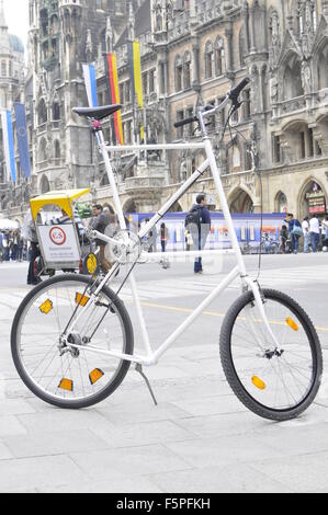 Tallbike, special bike, bicycle Stock Photo - Alamy