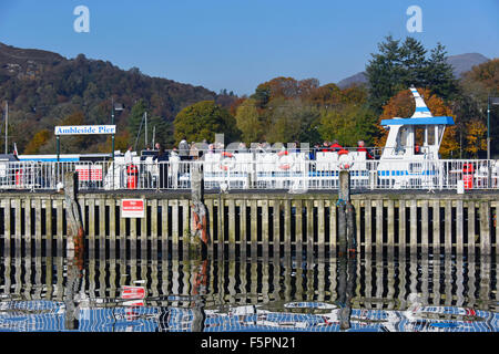 Passengers on Ambleside Pier at Waterhead on Lake Windermere, waiting ...