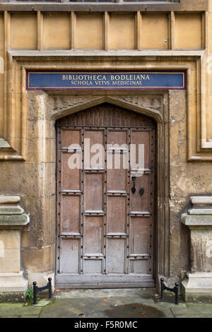 old wooden door bodleian library university of oxford Oxfordshire ...