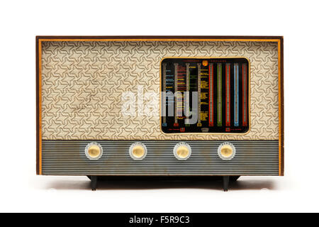 Old antique "PYE of Cambridge" 1950's valve radio Stock Photo - Alamy
