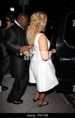 Amy Schumer leaving the Comedy Central party in Hollywood Featuring ...