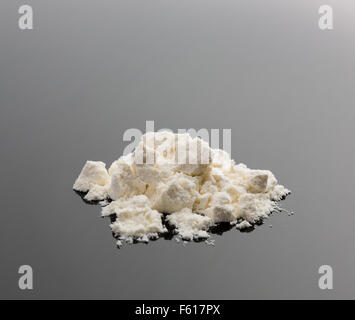 cocaine line and heap on black Stock Photo: 127015366 - Alamy