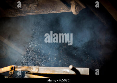 Aggregate Industries Express Asphalt Plant in Doncaster. Komatsu Truck ...