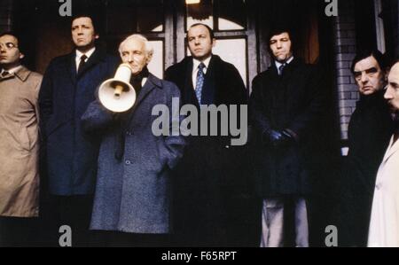 Scum Year : 1979 UK Director : Alan Clarke Mick Ford, Bill Dean Stock ...