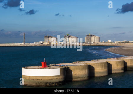 Liquefied natural gas tanks under construction at the $2.5 billion ...
