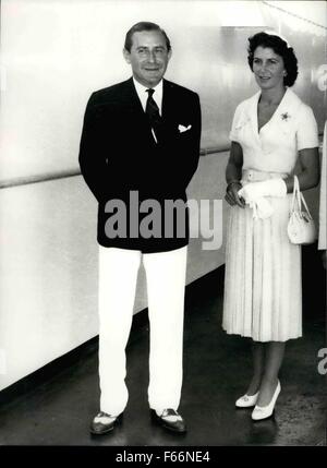 1962 - Stavros Niarchos © Keystone Pictures USA/ZUMAPRESS.com/Alamy ...