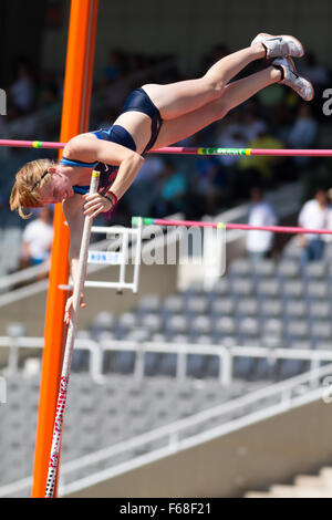 Emily Grove of USA, Pole vault Stock Photo - Alamy