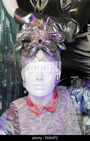 Sale at Selfridge department store, Oxford Street shopping centre ...