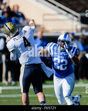 Durham, NC, USA. 14th Nov, 2015. Braxton Deaver (89) of the Duke Blue ...