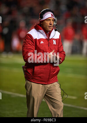 Nebraska head coach Mike Riley, left, greets Rutgers head coach Kyle ...
