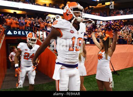 Syracuse, NY, USA. 14th Nov, 2015. Clemson Tigers wide receiver Trevion ...