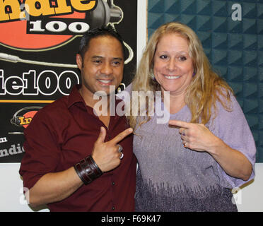 Stauros Entertainment host Tyrone Tann interviews actress Mo Kelly live ...