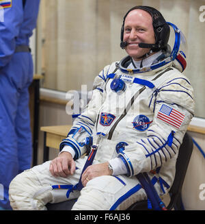 Expedition 41 Pressure Check Stock Photo - Alamy