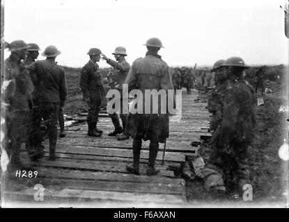 First Boche prisoners, Wielze, during World War I, First Boche (German ...