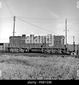 The St. Louis-San Francisco Railway’s Diesel Electric Road Switcher No ...