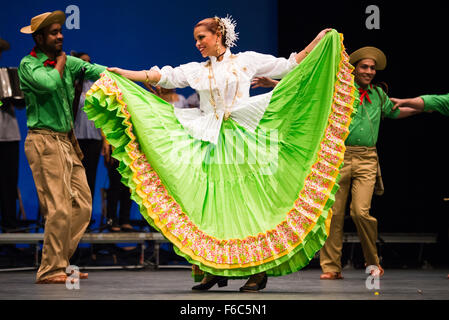 Agrupacion Panama Folklore from Ciudad de Panama, Panama, performing at ...