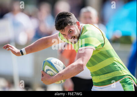 Sherborne rugby player in action Stock Photo - Alamy