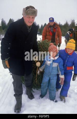 Nov 22, 1985; Toronto, ON, CANADA; Actor JAN RUBES stars as Santa Claus ...