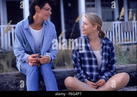 TO GILLIAN ON HER 37TH BIRTHDAY, Wendy Crewson, 1996, (c)Triumph Films ...