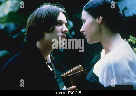 THE GOVERNESS (1998) MINNIE DRIVER, JONATHAN RHYS MEYERS GOVN 001 Stock ...