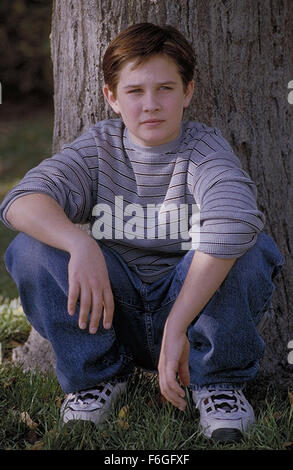 DEEP END OF THE OCEAN, Ryan Merriman, Michelle Pfeiffer, 1999 Stock ...