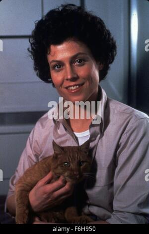 1986, Film Title: ALIENS, Director: JAMES CAMERON, Pictured: JAMES ...